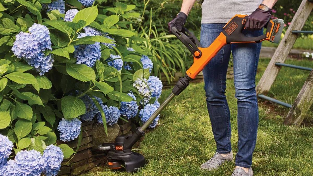 ‘Defective’ Black & Decker String Trimmers, Edgers Pose Laceration ...